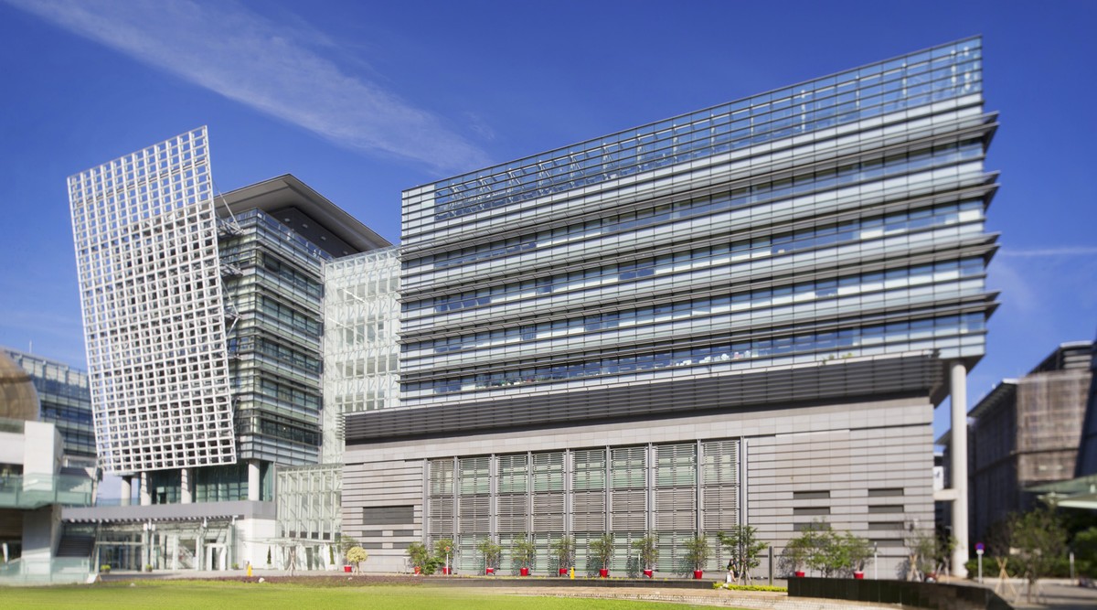 foundationsubtitle - Blog